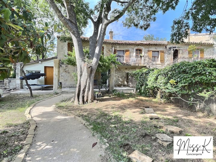 "Un Petit Coin De Paradou" De Miss.k Conciergerie - Maussane-les-Alpilles