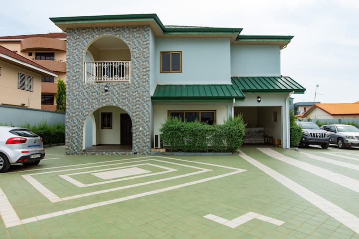 5 Bedroom Home East Legon - Ghana