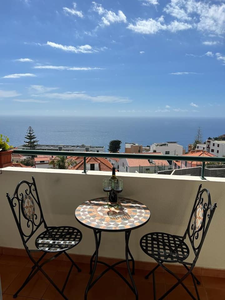 Sea View - Peaceful Atlantic View By Cristo Rei - Caniço