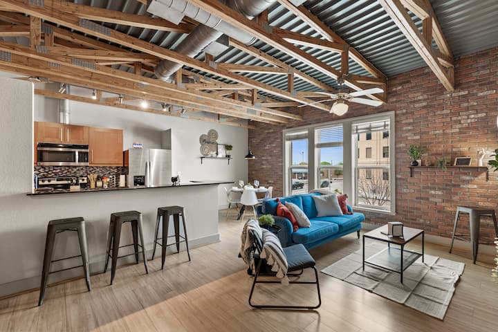 Intimate 2bd With Unique Style In The Heart Of Fw - Cultural District - Fort Worth