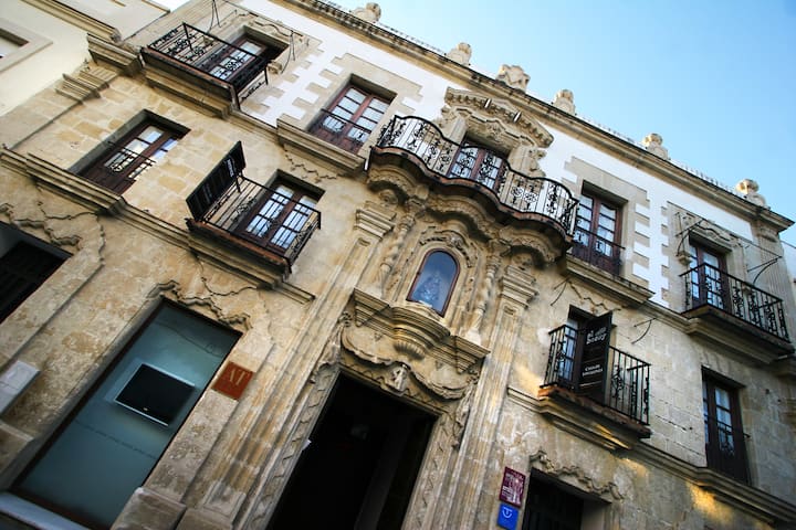 Casa Palacio De Los Leones 2 Dorm. - Rota