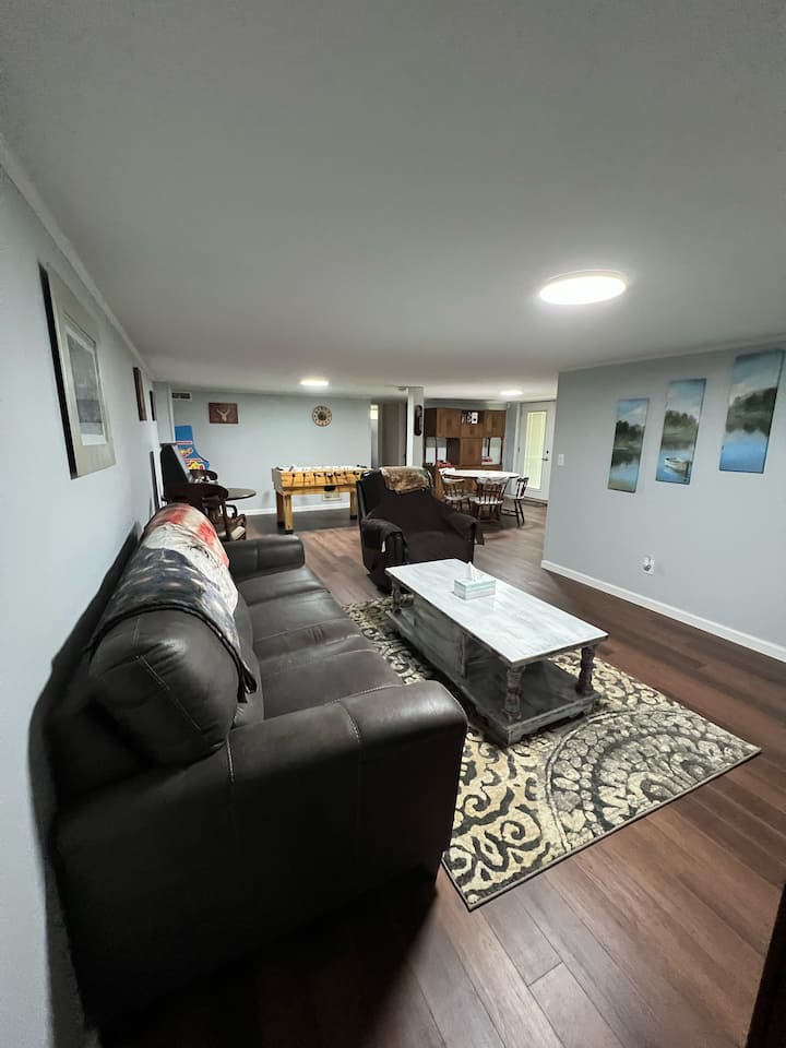 Creekside Villa - Johnson City