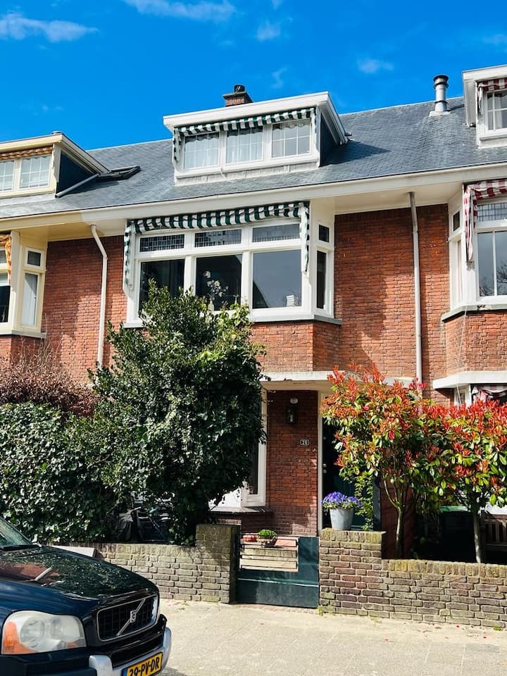 Ruim Familiehuis In Den Haag - Scheveningen