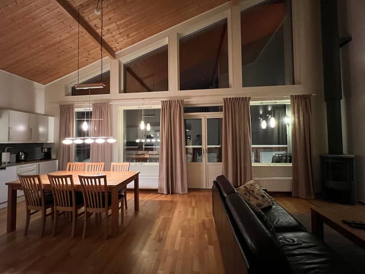 ÅRe Björnen V 4 -Storslagen Utsikt Kamin Bastu - Åre