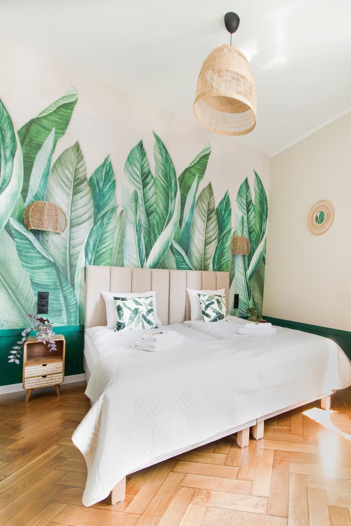 Boho Vibes 3br Apt. W/ Balcony In Central Location - Krakow