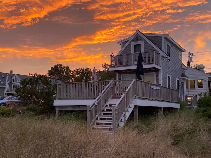 Waterfront 2-story Cottage, Historic East End - Provincetown, MA