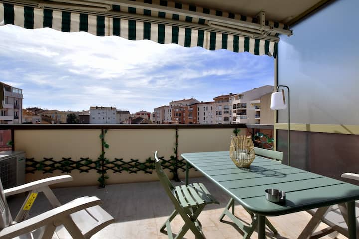 F2 Au Calme, Cœur De Ville Terrasse + Garage - Les Issambres