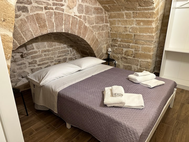 Capretti Guest House - Bari