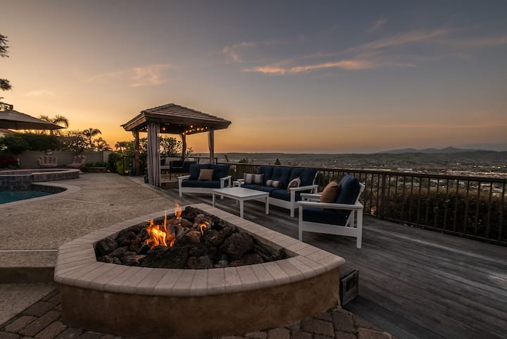 A Walk In The Clouds: Stunning Views & Game Room! - El Cajon, CA