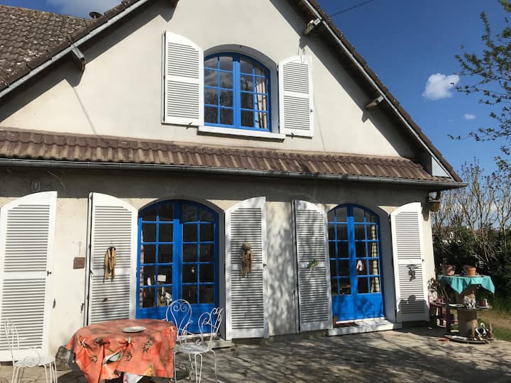 La Maison Des 4 Bonheurs, Chambre Corentin - Blois