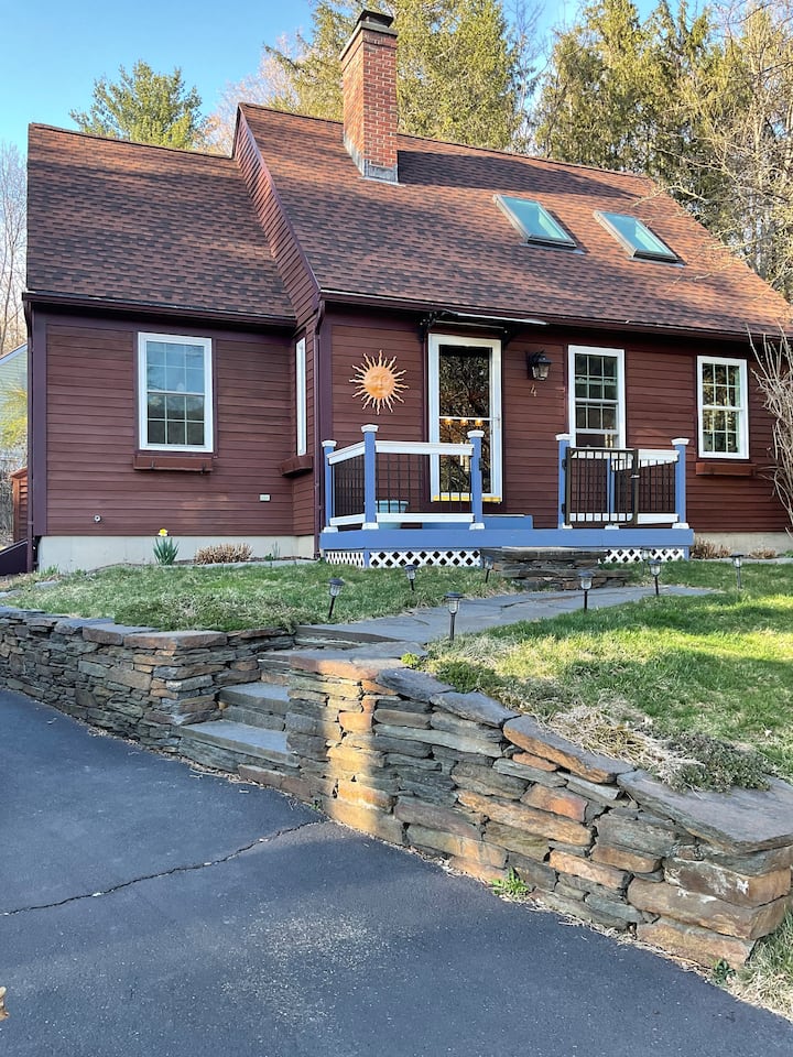 Cute House, Great Find! Only 20 Min To Amherst - Wendell State Forest, Wendell