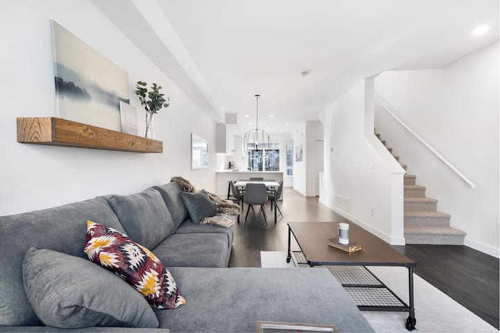 Gorgeous Townhouse In Boardwalk - Delta