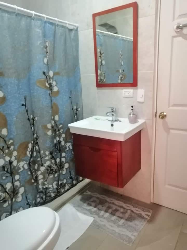 Casa Parrondocr Near Sj & Sjo - San José