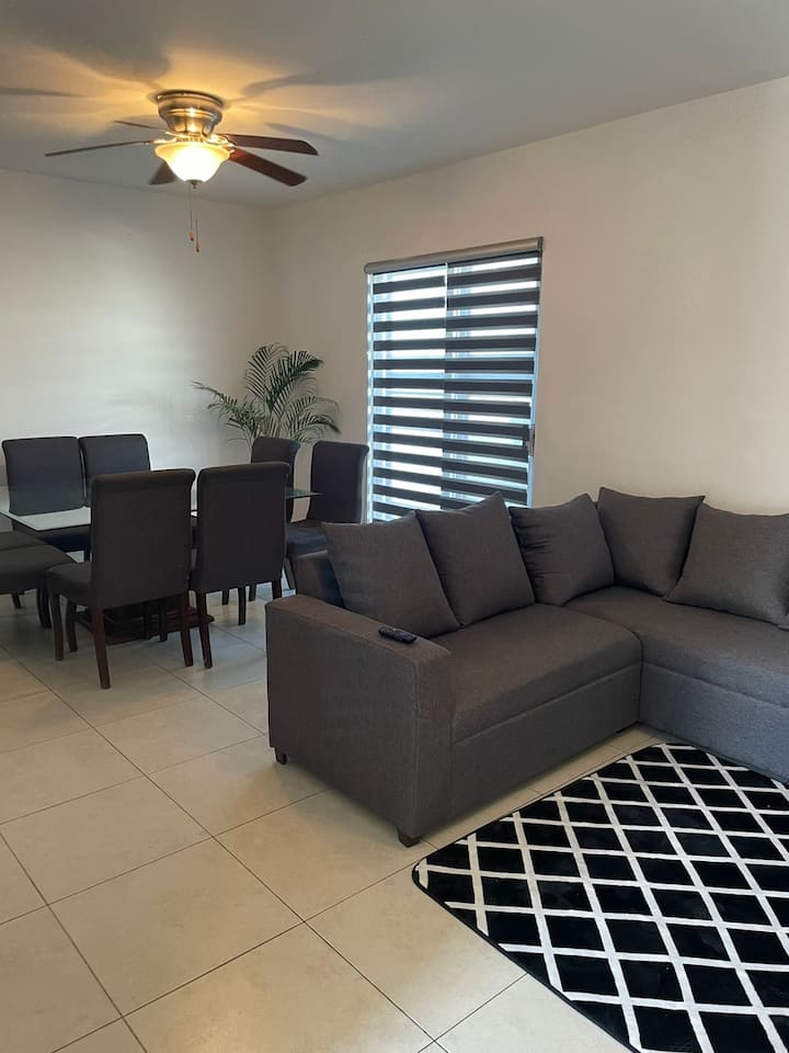 -30% Residencia Cumbres /Wifi/4 Climas*facturamos. - Santa Catarina