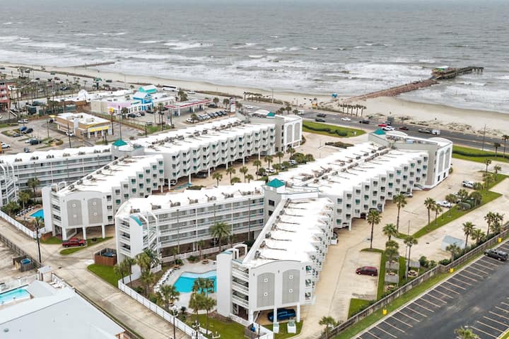 Gypsea Blu Beach Condo - Galveston