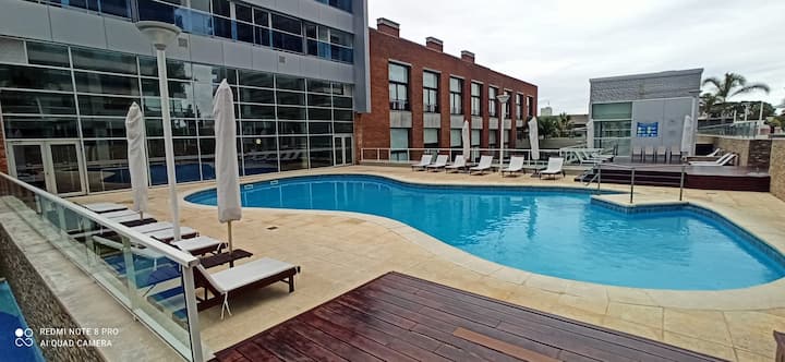 Duplex Moderno Y Luminoso A 300 Mts De La Costa - Montevideo