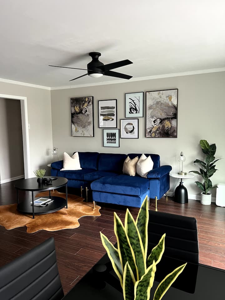 Luxury Modern Home Close To Beach - Chesapeake, VA