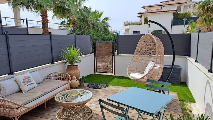 Charmant Petit Deux Pièces - Aéroport Ajaccio Napoléon Bonaparte (AJA)