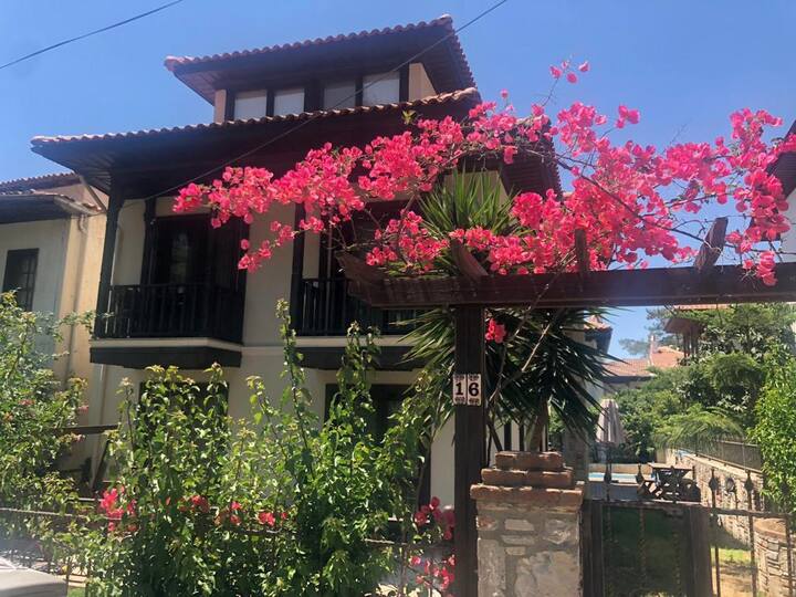 Akyaka’da Lüks Villa - Akyaka