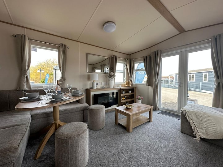 Elegance On Southview Cedar Lake - Skegness