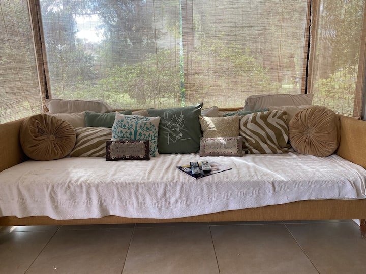 Exclusive Apart In Gated Community - Campana