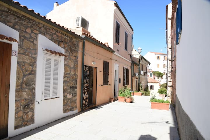 Nuraghe Di Mare - La Maddalena