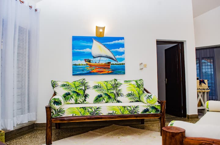 Diani Reef Beach Hive 2 - 350m To The Beach - Diani Beach