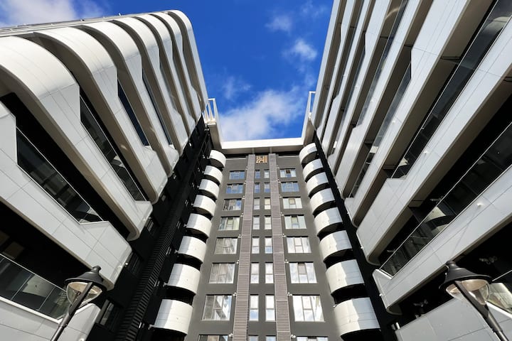 Airport Flyhub Chic Apartment - Ungheni