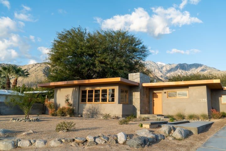 Architectural Mid-century Oasis | Iconic Pool/spa - Palm Springs, CA