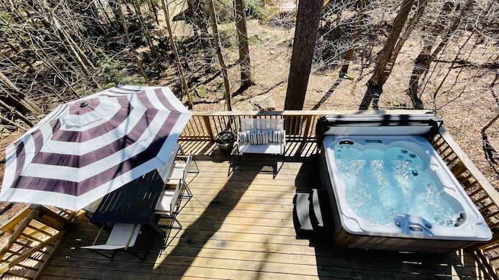 °A/c°w/d°bbq°heart Of Poconos °Fireplace°hot Tub - Stillwater Lake, PA