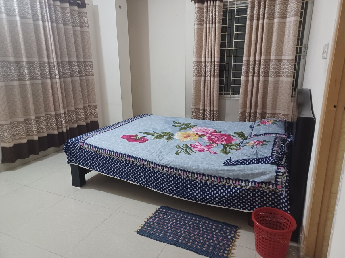 Cheap Private Room in Bashundhara near US Embassy - Flats for Rent in ...