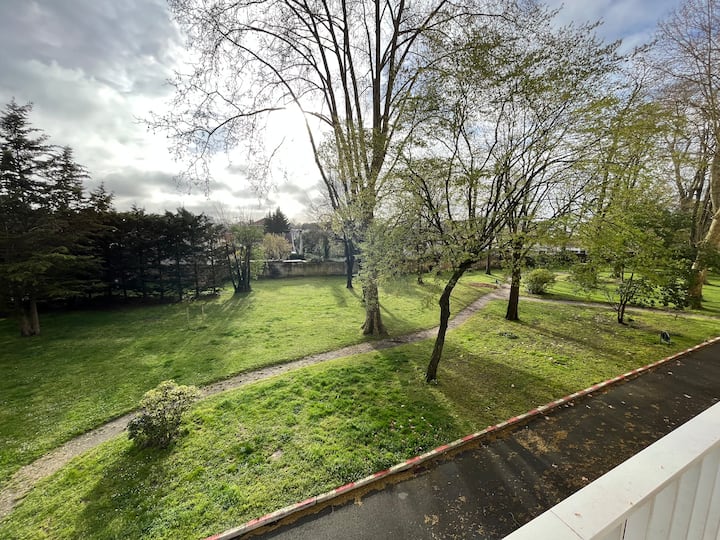 Charmant Appartement Tout Confort Avec Belle Vue - Mérignac