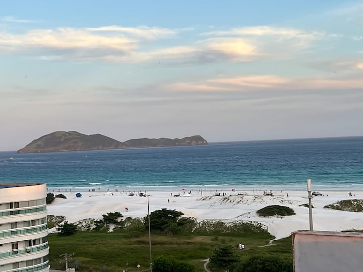 Cobertura Belíssima Vista
Praia Do Forte - Cabo Frio
