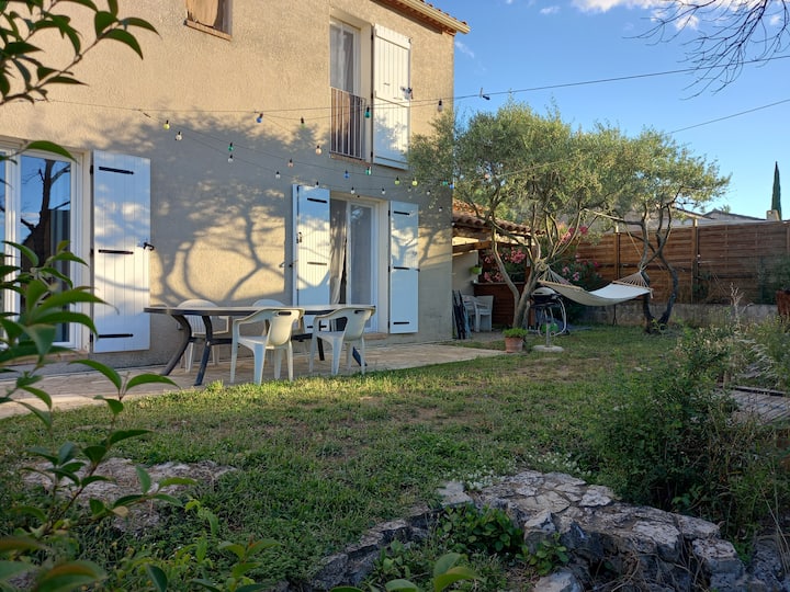 Maison Familiale Climatisée Avec Grand Jardin 4/5p - Villeneuve-lès-Avignon