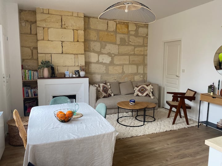 Cosy Appartement Dans Le Centre Avec Parking - Bordeaux
