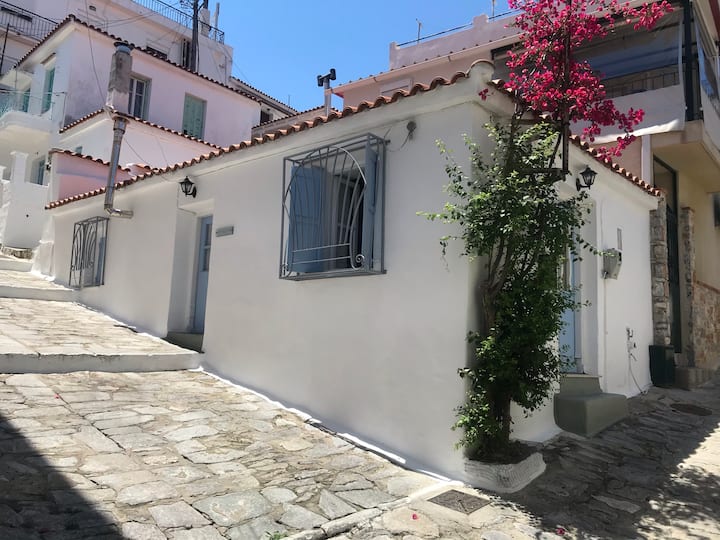 Amelia House - Skiathos