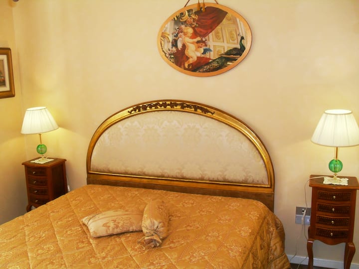 [Classic Suite] Stazione Centrale, Parking + Wi Fi - Barletta