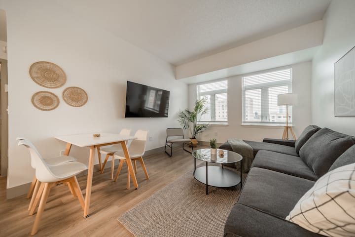 Luxury 3br • 3 King Beds • Walk To Stadiums - Charlotte, NC