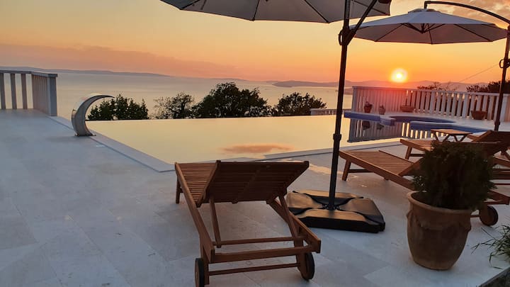 Pool House Conte-raj Uz Grijani Bazen - Podstrana