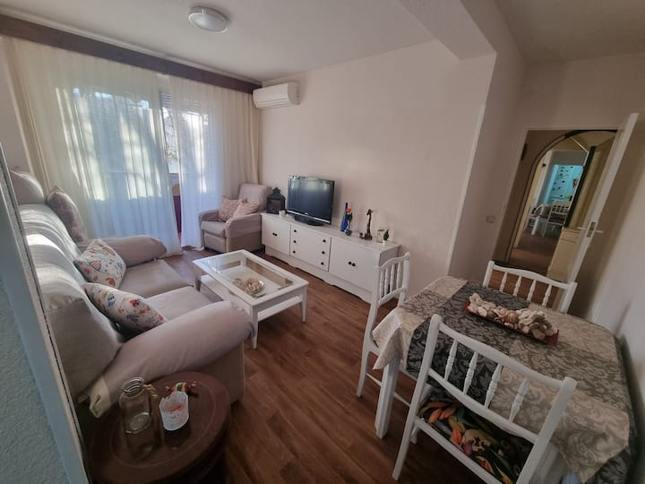 Apartamento Arcoiris Alcalá: 2 Habitaciones Libres - Alcala de Henares