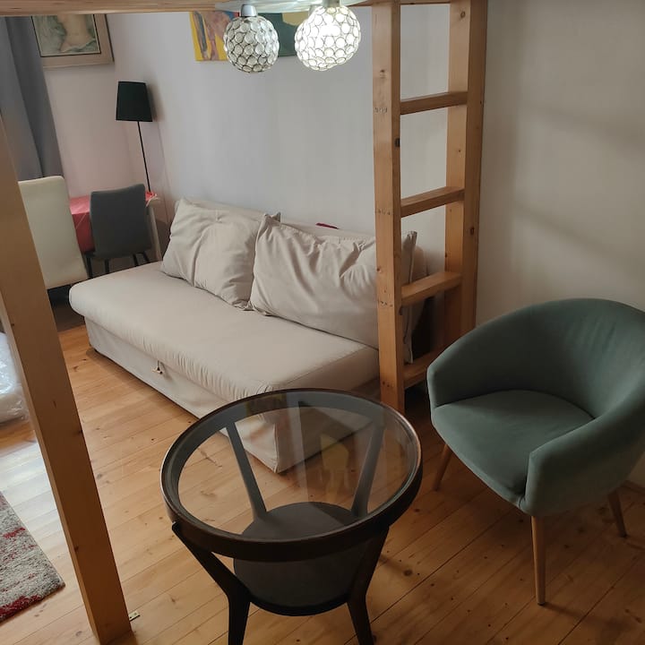 Apartment Close To Prague Castle - Prague Václav Havel Airport (PRG)