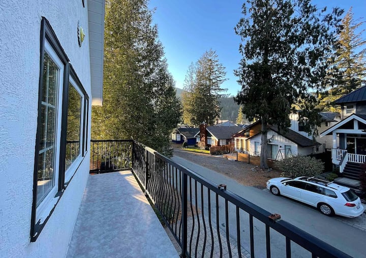 "The Perch" @ Cultus Lake - Permit#24-301-021 - Chilliwack