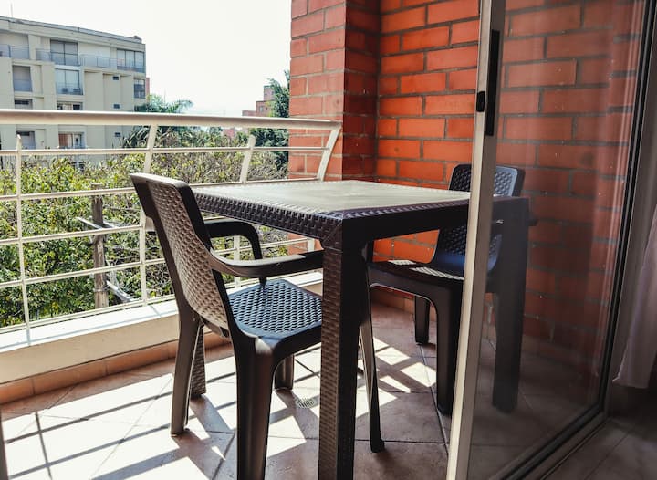 Free Parking | 5 Min Laureles Park | Cozy & Safety - Medellín