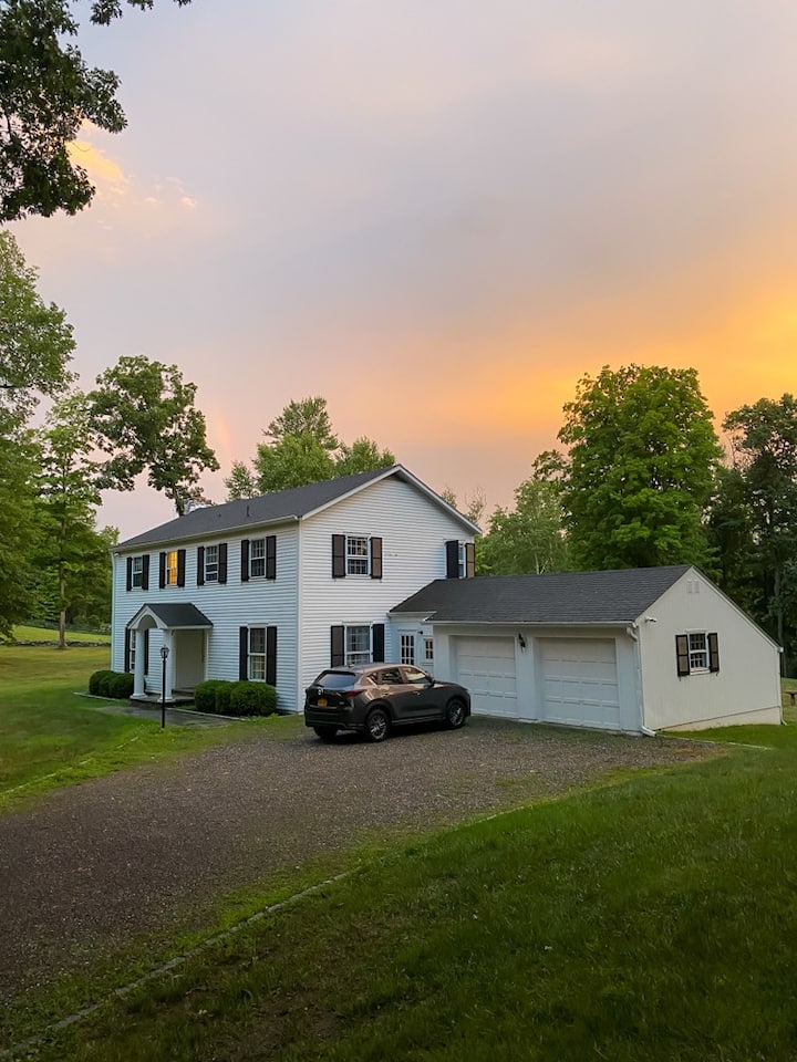 Fall & Winter Escape Upstate, Great For Families - Millbrook, NY