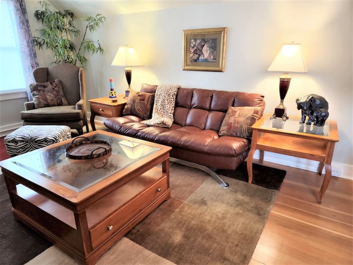 Safari Penthouse At Menagerie - Cheyenne, WY
