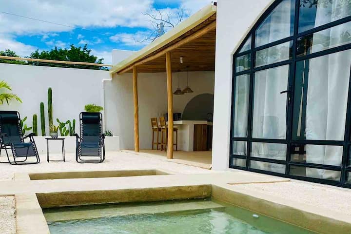 Las Guapas1, Mediterranean Villa With Private Pool - Tamarindo