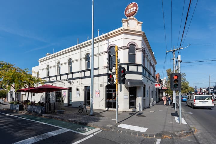 Private Unit In Heritage Building In Fitzroy North - Brunswick