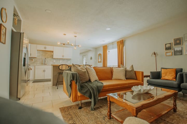Casa Cerrillos+hot Tub+pet Friendly+no Pet Fee! - Albuquerque, NM