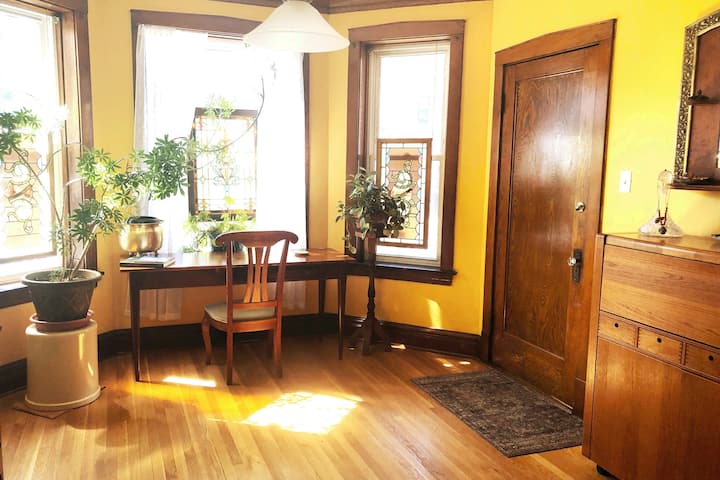 Classic Elegant Home Posh Roscoe Village & Wrigley - 시카고