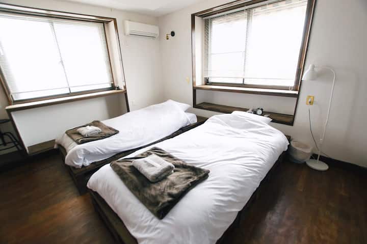 Near Station/room-a(2f)/with Free Wi-fi/2 Ppl - 고바야시시